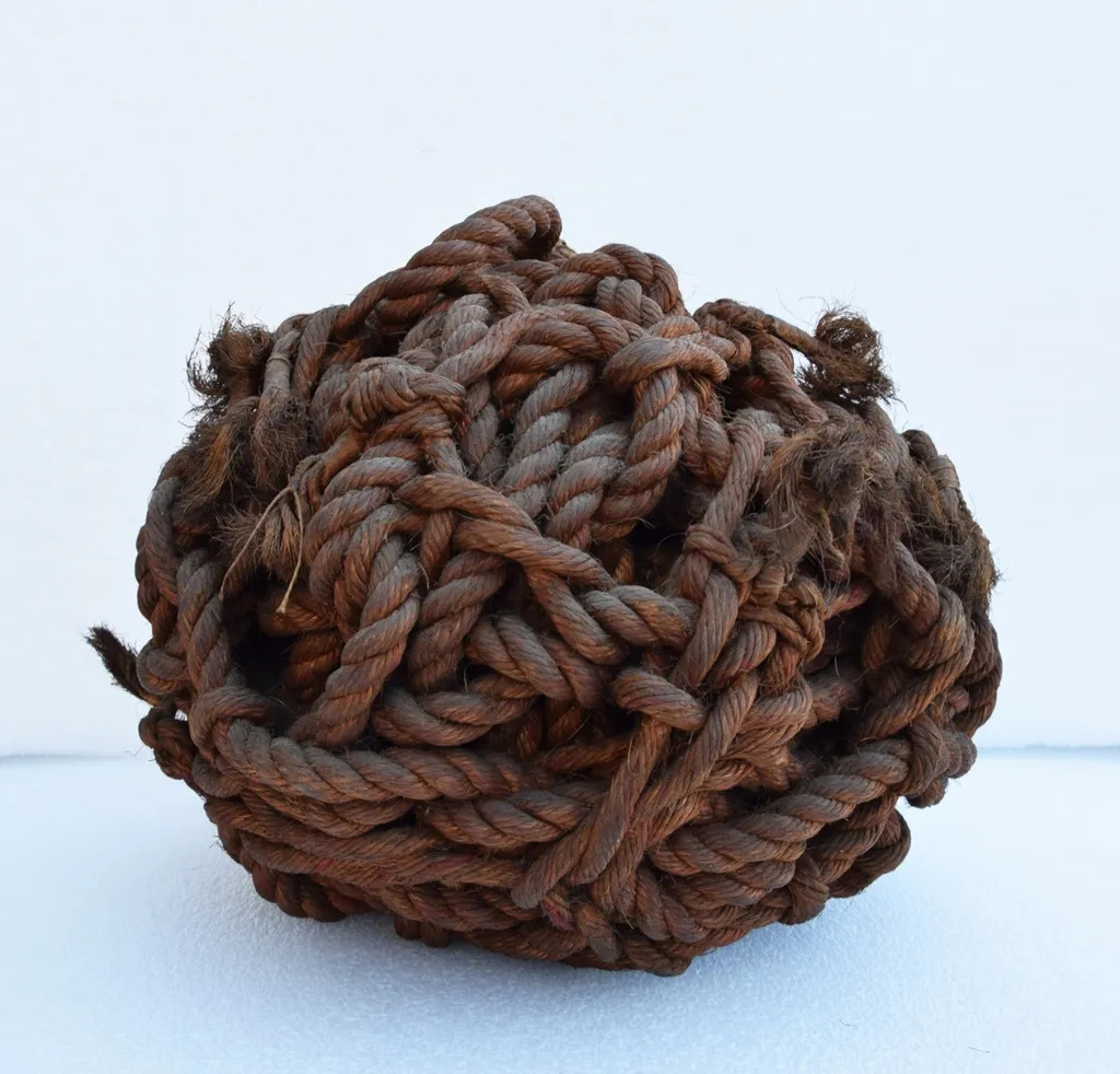 Maniac Magee Cobbles Knot